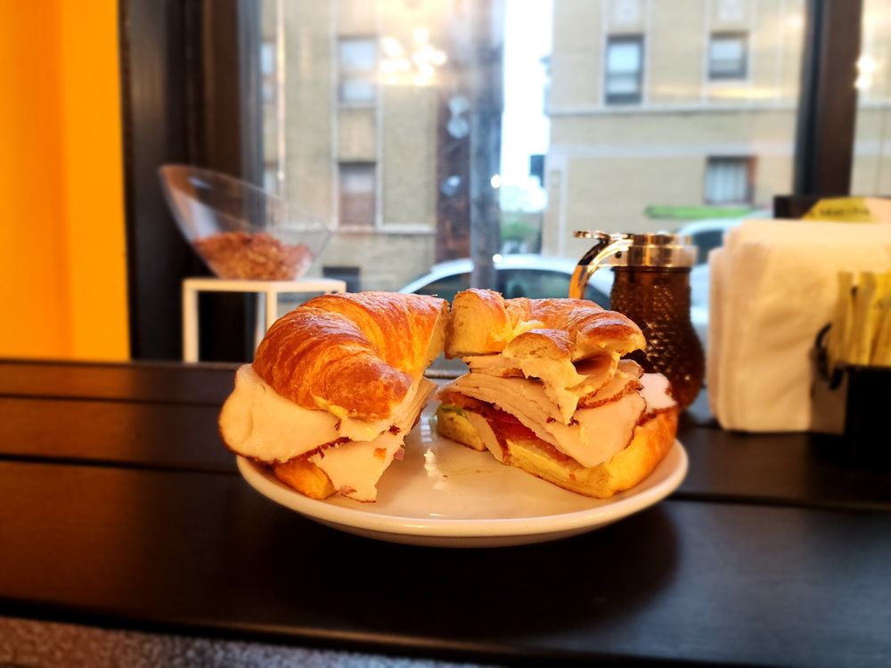 TEA PARTEA - Updated July 2025 - 67 Photos - 4551 Gravois Ave, Saint ...