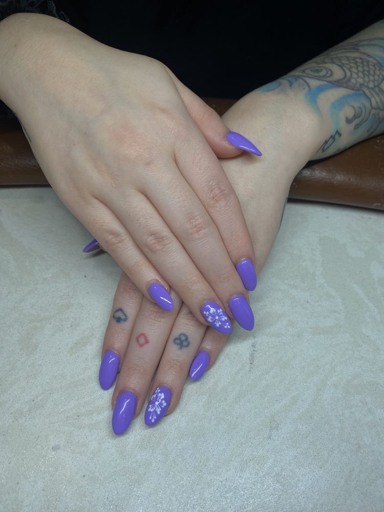 LA MODA NAILS - Updated December 2025 - 12 Reviews - 380 Egg Harbor Rd ...