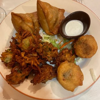 SAFFRON PATCH IN THE VALLEY - Updated December 2025 - 72 Photos & 207 Reviews - 1238 Weathervane ...