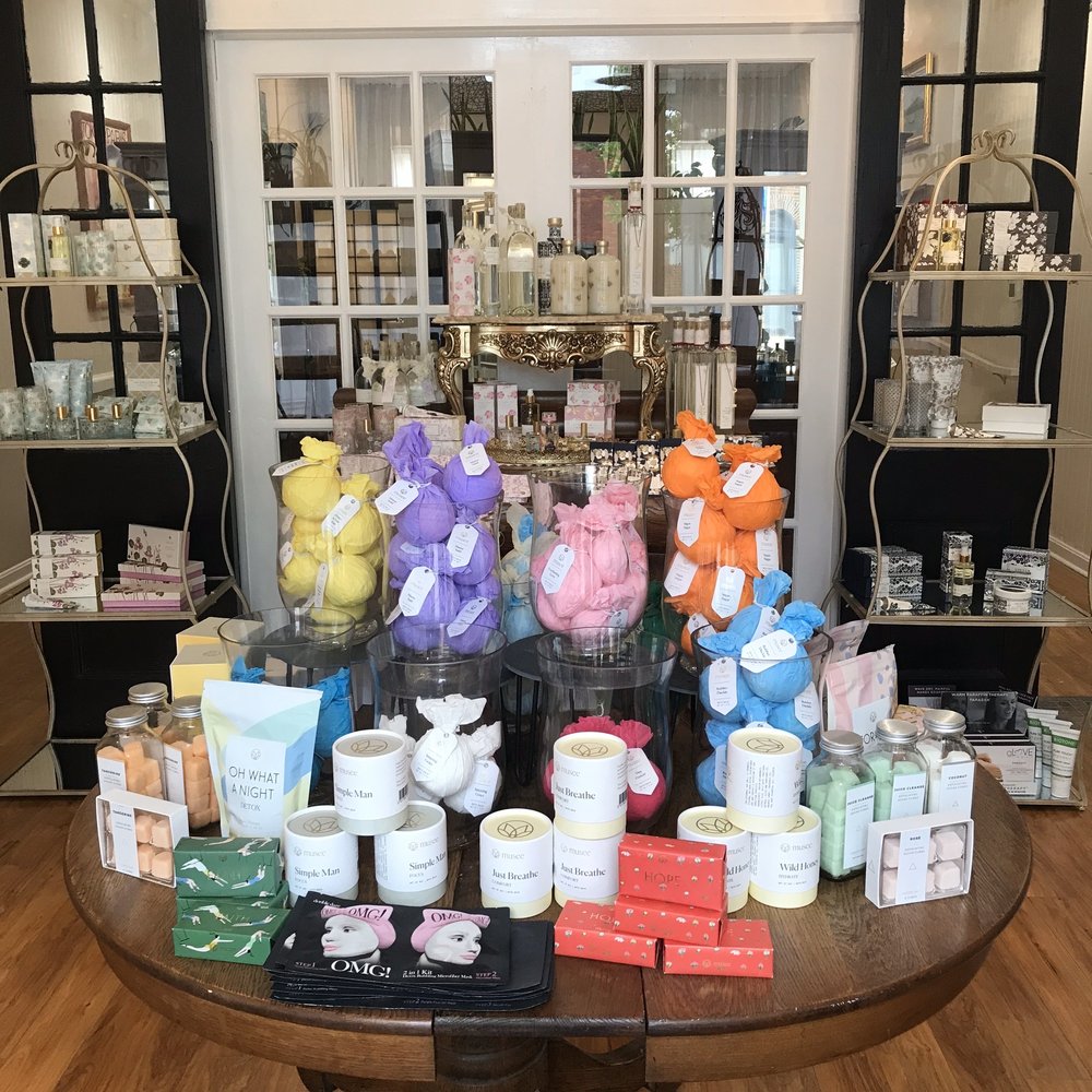 ELIZABETH CLAIRE SALON - 18 Photos - 25 Goldsborough St, Easton ...