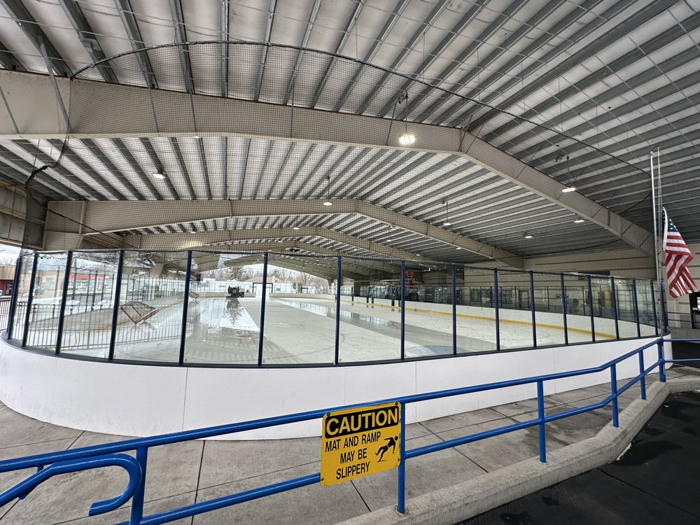 JOHN & DEDE HOWARD ICE ARENA - Updated December 2025 - 15 Photos - 2411 ...