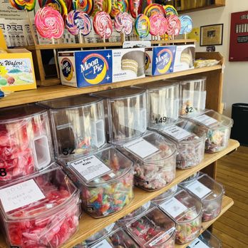 MAIN STREET CANDY - Updated December 2025 - 16 Photos - 324 Main St ...