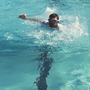 HERCULES COMMUNITY SWIM CENTER - 12 Photos - 2001 Refugio Valley Rd ...