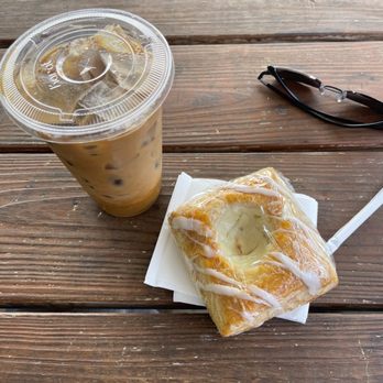 HYPER COFFEE - Updated January 2025 - 474 Photos & 461 Reviews - 203 S ...