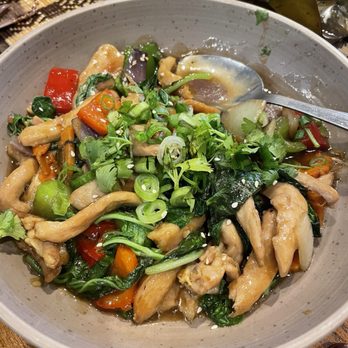 INLAY BURMESE KITCHEN - Updated April 2025 - 408 Photos & 271 Reviews ...