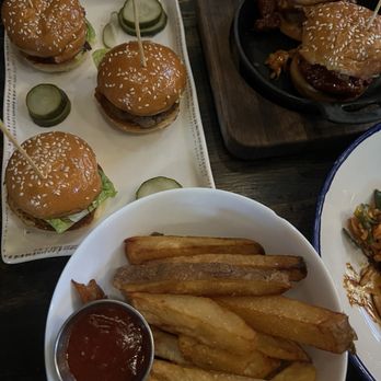 BOSSCAT KITCHEN & LIBATIONS - Updated March 2025 - 1868 Photos & 1060 ...