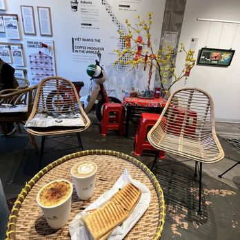 HELLO EM VIET COFFEE & ROASTERY - Updated July 2024 - 1272 Photos & 401 ...