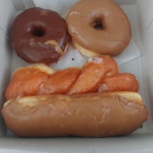 MASTER’S DONUTS - 38 Photos & 29 Reviews - Donuts - 440 S Ventura Rd ...