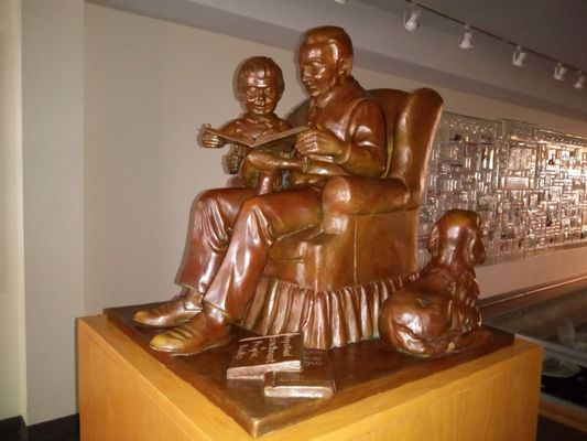 WALLINGFORD PUBLIC LIBRARY - Updated December 2025 - 76 Photos & 25 ...