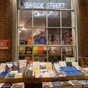 BRIDGE STREET BOOKS - 18 Photos & 65 Reviews - 2814 Pennsylvania Ave NW ...
