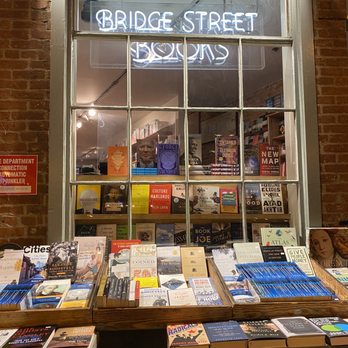 BRIDGE STREET BOOKS - Updated August 2024 - 22 Photos & 76 Reviews ...