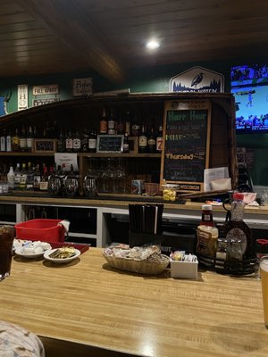 LOG CABIN RESTAURANT - Updated December 2025 - 21 Photos & 54 Reviews ...