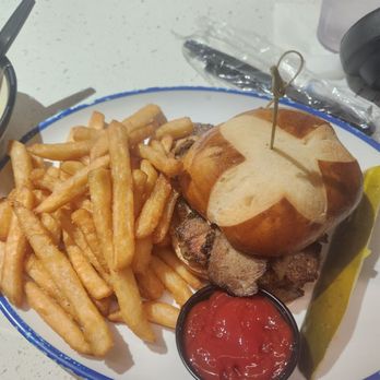 CASK & LARDER - TERMINAL C - Updated June 2025 - 45 Photos & 28 Reviews ...