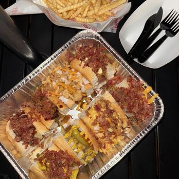 STEVE’S HOT DOGS ON DELMAR - Updated December 2025 - 34 Photos & 25 ...