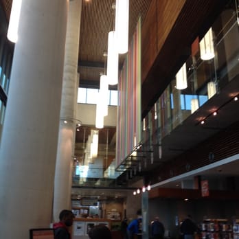 WHITBY PUBLIC LIBRARY - Updated October 2025 - 11 Photos - 405 Dundas ...