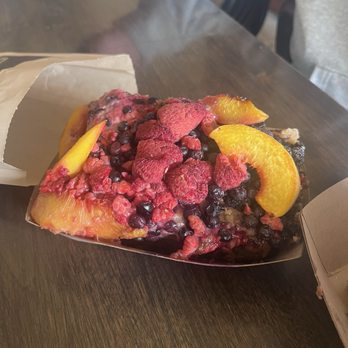 ISLES BUN & COFFEE - Updated March 2025 - 412 Photos & 547 Reviews ...