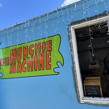 THE MUNCHIE MACHINE - Updated December 2025 - 125 Photos & 37 Reviews - Honolulu, Hawaii - Food ...