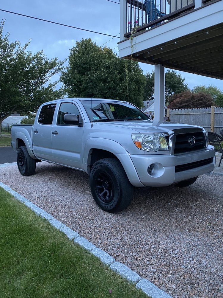 THE FINAL TOUCH - Updated October 2025 - 26 Photos - 25 Canal St ...