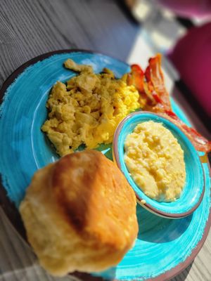BAKON SOUTHERN EATERY - Updated October 2025 - 91 Photos & 73 Reviews ...