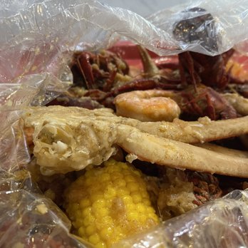 CAPTAIN CRAWFISH - Updated September 2024 - 189 Photos & 167 Reviews ...