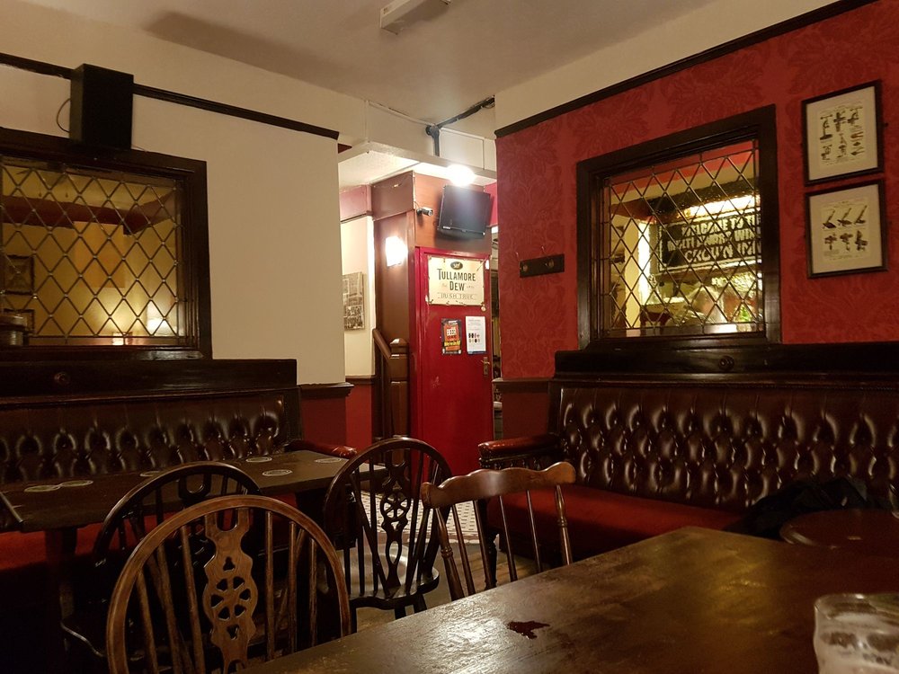 THE CROWN INN - Updated December 2025 - 16 Reviews - 154 Heaton Lane ...