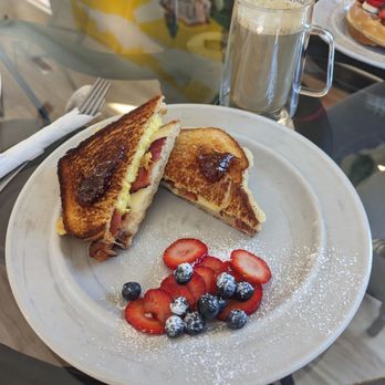 ROOSTERS COFFEEHOUSE - Updated August 2025 - 160 Photos & 65 Reviews ...