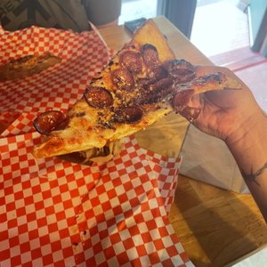 LOOSIES PIZZA - 31 Photos & 58 Reviews - 300 E 4th St, Santa Ana, CA - Yelp