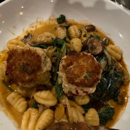 DARFONS RESTAURANT & LOUNGE - Updated October 2025 - 879 Photos & 1271 ...