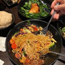 P.F. CHANG’S - Updated December 2025 - 368 Photos & 437 Reviews - 4325 ...