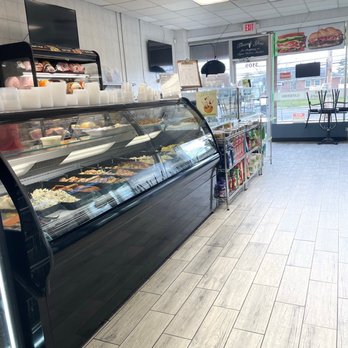 MIKE’S GOURMET DELI - Updated November 2024 - 18 Photos & 23 Reviews ...