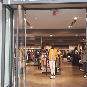 ZARA - Updated December 2025 - 27 Photos & 89 Reviews - 4400 Ashford ...