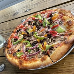 WHITECAPS PIZZA - Updated August 2025 - 558 Photos & 904 Reviews - 8290 ...