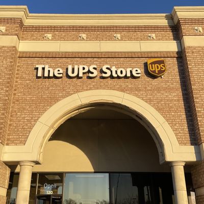 THE UPS STORE - Updated January 2026 - 15 Photos & 78 Reviews - 7750 N ...