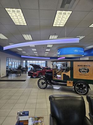 MIKE WHITE FORD OF COEUR D’ALENE - Updated August 2025 - 37 Photos & 38 ...