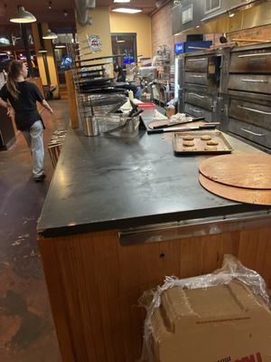 TRACKSIDE PIZZA - Updated April 2025 - 122 Photos & 315 Reviews - 201 N ...