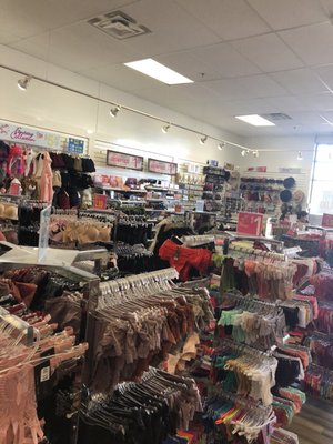 JEWELRY BOX - 11 Photos - Jewelry - 6101 Gateway Blvd W, El Paso, TX ...