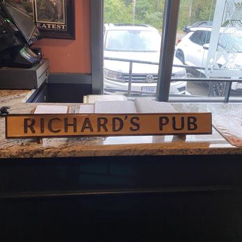 RICHARD’S PUB - Updated December 2025 - 134 Photos & 200 Reviews - 3347 ...