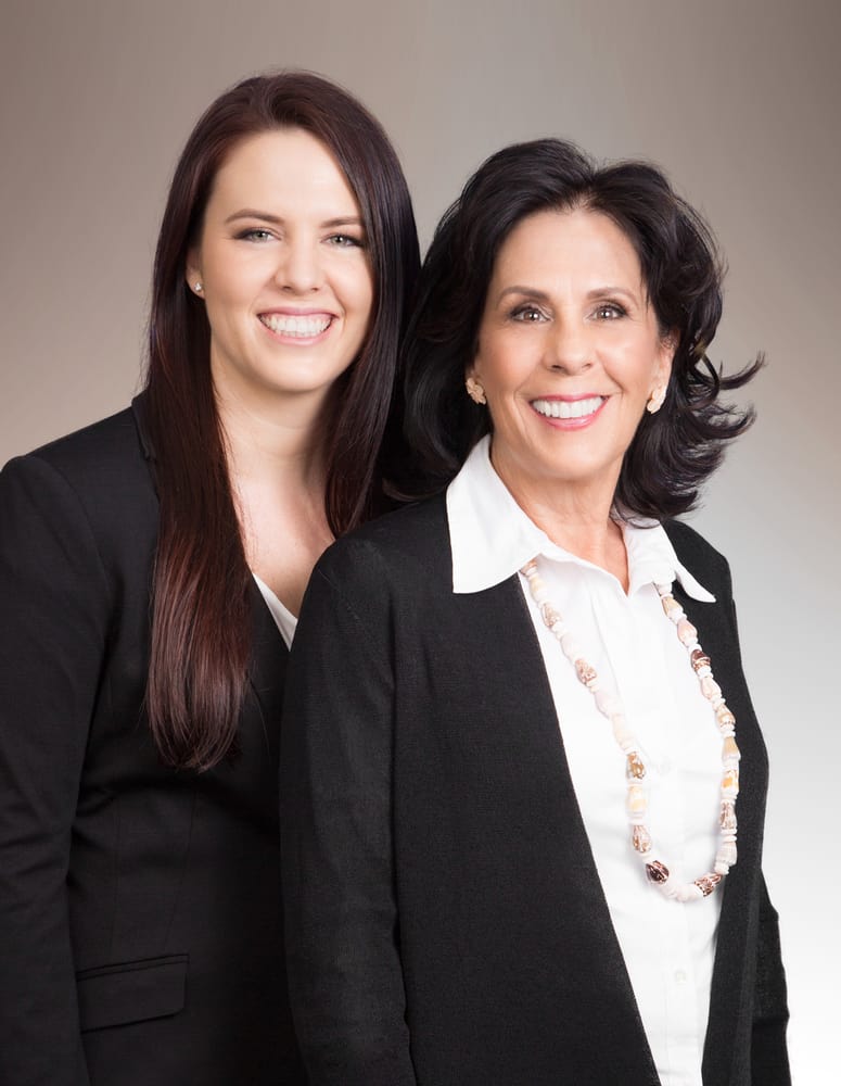 KARIN AND MEME MOODY - BETTER HOMES AND GARDENS REAL ESTATE | 67-111 ...