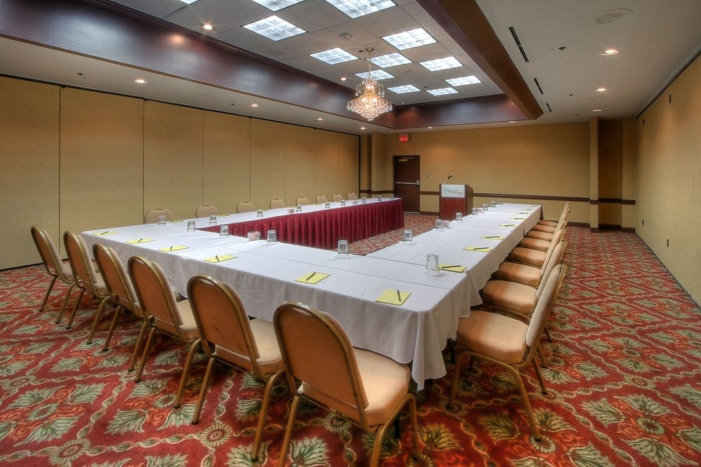 MCM ELEGANTE HOTEL & SUITES - Updated December 2025 - 40 Photos & 85 ...