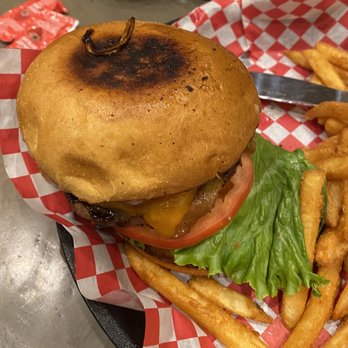 FOX DEN - Updated January 2026 - 14 Photos & 12 Verified Reviews - 3171 ...