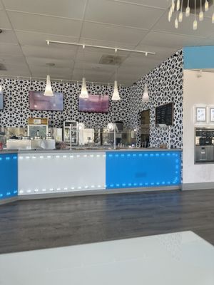 EZ FREEZY - Updated October 2025 - 48 Photos & 63 Reviews - 11904 SE ...