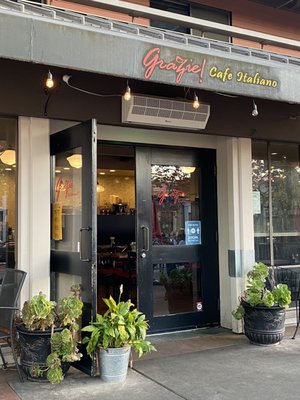 GRAZIE RESTAURANT - Updated January 2025 - 369 Photos & 591 Reviews ...