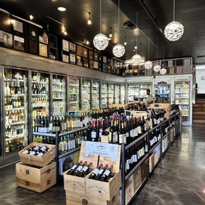 HI-TIME WINE CELLARS - Updated November 2024 - 903 Photos & 1197 ...