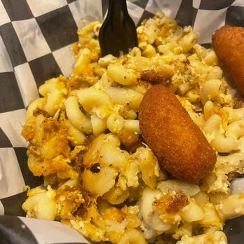 HOWARD STATION - Updated July 2025 - 90 Photos & 76 Reviews - 268 ...