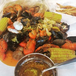 CRAWFISH KING - 764 Photos & 641 Reviews - Cajun/Creole - 725 S Lane St ...