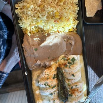 STRAP TANK BREWERY - Updated April 2025 - 566 Photos & 586 Reviews ...