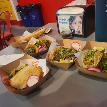 PAPI TACOS & CHURROS - Updated November 2025 - 655 Photos & 589 Reviews ...