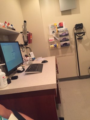 HOLLINGSHEAD EYE CENTER - Updated December 2025 - 24 Reviews - 360 E ...