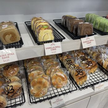 SHILLA BAKERY & CAFE - ANNANDALE - Updated January 2026 - 1193 Photos ...