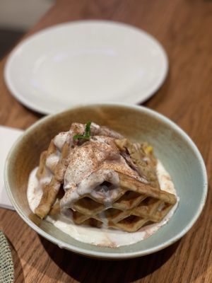 LE LERT - Updated February 2025 - 114 Photos & 16 Reviews - 27 Carlton ...